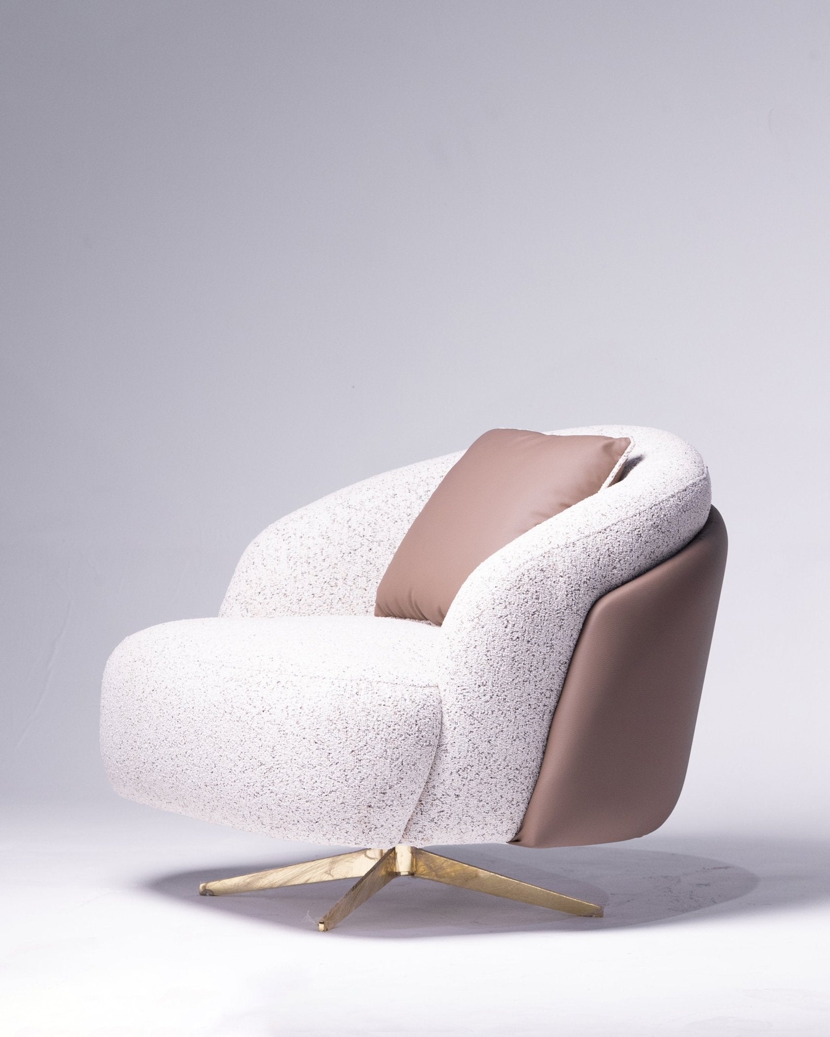 Taupe Modern Swivel Chair | Bouclé & Leather Accent Chair | Mahogni.